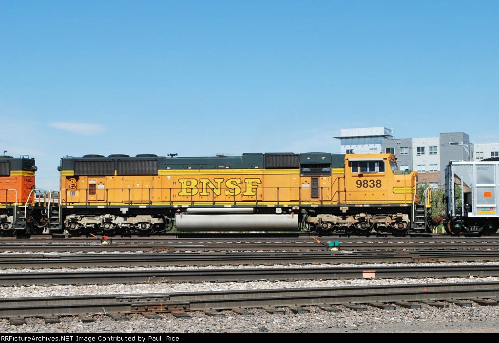 BNSF 9838